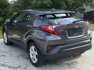 Grey Toyota C-HR 2017 in Utena, with an engine capacity of 1.20 L and mileage of 162 thousand km for 11600 €, photo 15 on AUTOMOTO.COM.LV