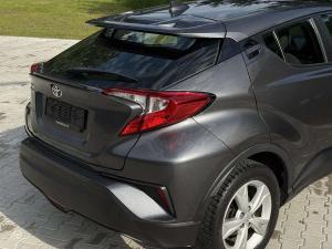 Grey Toyota C-HR 2017 in Utena, with an engine capacity of 1.20 L and mileage of 162 thousand km for 11600 €, photo 18 on AUTOMOTO.COM.LV