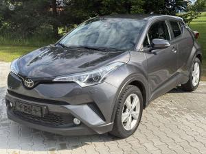 Grey Toyota C-HR 2017 in Utena, with an engine capacity of 1.20 L and mileage of 162 thousand km for 11600 €, photo 41 on AUTOMOTO.COM.LV