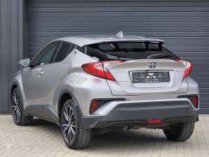 Серый Тойота C-HR 2017 в Каунас, объемом двигателя 1.80 л и пробегом 230 тыс. км за 15850 €, фото 5 на AUTOMOTO.COM.LV