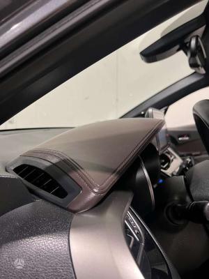 Серый Тойота C-HR 2017 в Клайпеда, объемом двигателя 1.80 л и пробегом 205 тыс. км за 15990 €, фото 13 на AUTOMOTO.COM.LV