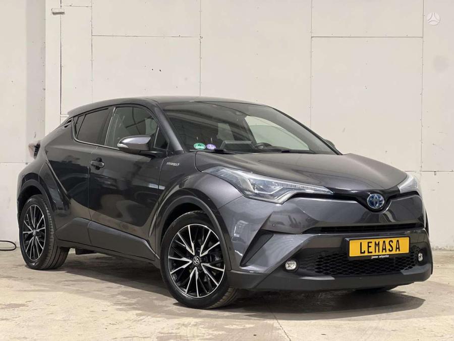 Серый Тойота C-HR 2017 в Клайпеда, объемом двигателя 1.80 л и пробегом 205 тыс. км за 15990 €, фото 15 на AUTOMOTO.COM.LV