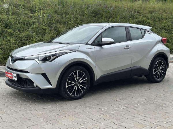 Pelēks Toyota C-HR 2017 Viļņa, ar dzinēja tilpumu 1.80 L un nobraukumu 43 tūkst. km par 17350 €, foto 4 vietnē AUTOMOTO.COM.LV