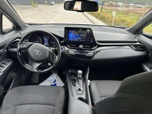 Pelēks Toyota C-HR 2017 Viļņa, ar dzinēja tilpumu 1.80 L un nobraukumu 43 tūkst. km par 17350 €, foto 22 vietnē AUTOMOTO.COM.LV