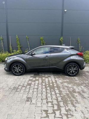 Pelēks Toyota C-HR 2017 Viļņa, ar dzinēja tilpumu 1.80 L un nobraukumu 169 tūkst. km par 15590 €, foto 13 vietnē AUTOMOTO.COM.LV