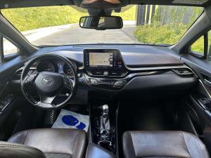 Pelēks Toyota C-HR 2017 Viļņa, ar dzinēja tilpumu 1.80 L un nobraukumu 169 tūkst. km par 15590 €, foto 25 vietnē AUTOMOTO.COM.LV