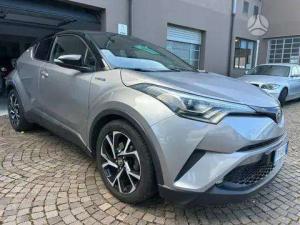Pelēks Toyota C-HR 2017 Kauņa, ar dzinēja tilpumu 1.80 L un nobraukumu 161 tūkst. km par 15950 €, foto  vietnē AUTOMOTO.COM.LV