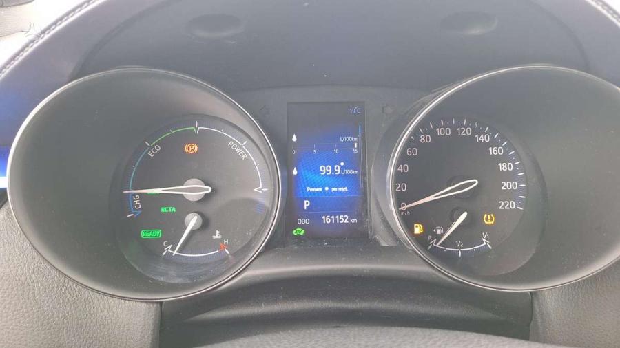 Pelēks Toyota C-HR 2017 Kauņa, ar dzinēja tilpumu 1.80 L un nobraukumu 161 tūkst. km par 15950 €, foto 17 vietnē AUTOMOTO.COM.LV