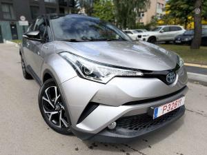 Grey Toyota C-HR 2017 in Vilnius, with an engine capacity of 1.80 L and mileage of 190 thousand km for 15500 €, photo  on AUTOMOTO.COM.LV