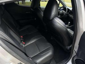 Grey Toyota C-HR 2017 in Vilnius, with an engine capacity of 1.80 L and mileage of 190 thousand km for 15500 €, photo 18 on AUTOMOTO.COM.LV