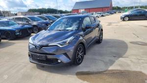 Pelēks Toyota C-HR 2017 Šauļi, ar dzinēja tilpumu 1.80 L un nobraukumu 110 tūkst. km par 16700 €, foto 3 vietnē AUTOMOTO.COM.LV