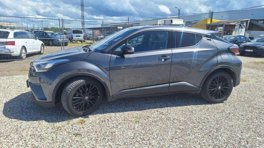 Серый Тойота C-HR 2017 в Каунас, объемом двигателя 1.80 л и пробегом 144 тыс. км за 15950 €, фото 19 на AUTOMOTO.COM.LV