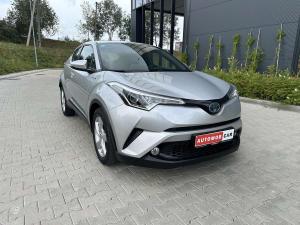 Grey Toyota C-HR 2017 in Vilnius, with an engine capacity of 1.80 L and mileage of 181 thousand km for 14950 €, photo  on AUTOMOTO.COM.LV