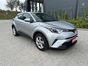 Pelēks Toyota C-HR 2017 Viļņa, ar dzinēja tilpumu 1.80 L un nobraukumu 181 tūkst. km par 14950 €, foto 3 vietnē AUTOMOTO.COM.LV