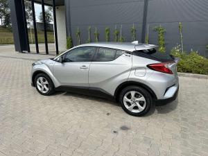 Pelēks Toyota C-HR 2017 Viļņa, ar dzinēja tilpumu 1.80 L un nobraukumu 181 tūkst. km par 14950 €, foto 13 vietnē AUTOMOTO.COM.LV