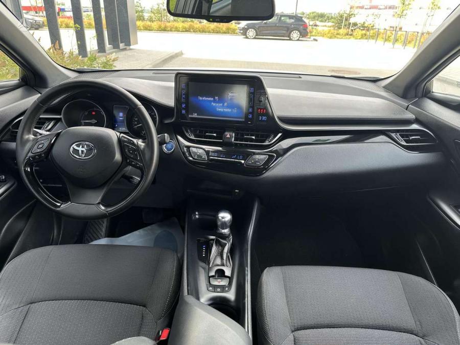 Pelēks Toyota C-HR 2017 Viļņa, ar dzinēja tilpumu 1.80 L un nobraukumu 181 tūkst. km par 14950 €, foto 29 vietnē AUTOMOTO.COM.LV