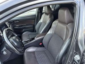 Pelēks Toyota C-HR 2017 Viļņa, ar dzinēja tilpumu 1.80 L un nobraukumu 169 tūkst. km par 14950 €, foto 21 vietnē AUTOMOTO.COM.LV