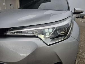 Серый Тойота C-HR 2017 в Вильнюс, объемом двигателя 1.80 л и пробегом 43 тыс. км за 17350 €, фото 13 на AUTOMOTO.COM.LV