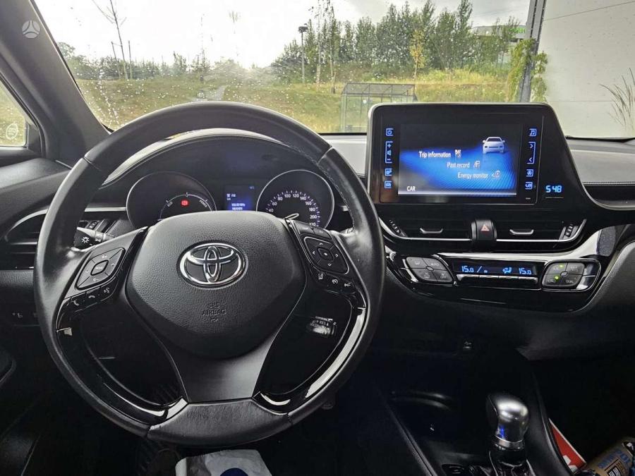 Серый Тойота C-HR 2017 в Вильнюс, объемом двигателя 1.80 л и пробегом 43 тыс. км за 17350 €, фото 33 на AUTOMOTO.COM.LV