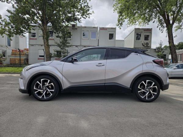 Серый Тойота C-HR 2017 в Клайпеда, объемом двигателя 1.80 л и пробегом 188 тыс. км за 16200 €, фото 1 на AUTOMOTO.COM.LV