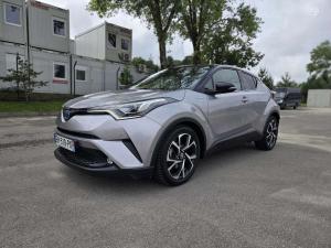 Grey Toyota C-HR 2017 in Klaipeda, with an engine capacity of 1.80 L and mileage of 188 thousand km for 16200 €, photo 3 on AUTOMOTO.COM.LV