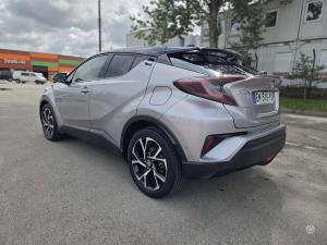 Grey Toyota C-HR 2017 in Klaipeda, with an engine capacity of 1.80 L and mileage of 188 thousand km for 16200 €, photo 9 on AUTOMOTO.COM.LV