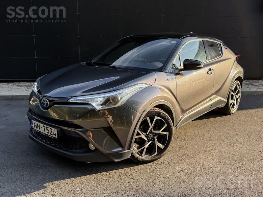 Серый Тойота C-HR 2017 в Елгава, объемом двигателя 1.80 л и пробегом 0 тыс. км за 13500 €, фото 4 на AUTOMOTO.COM.LV