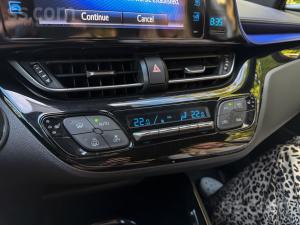 Серый Тойота C-HR 2017 в Елгава, объемом двигателя 1.80 л и пробегом 0 тыс. км за 13500 €, фото 18 на AUTOMOTO.COM.LV