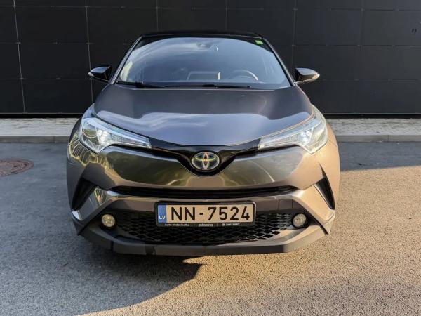 Серый Тойота C-HR 2017 в Елгава, объемом двигателя 1.80 л и пробегом 168 тыс. км за 13500 €, фото 6 на AUTOMOTO.COM.LV