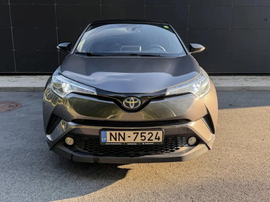 Pelēks Toyota C-HR 2017 Jelgava, ar dzinēja tilpumu 1.80 L un nobraukumu 168 tūkst. km par 13500 €, foto 7 vietnē AUTOMOTO.COM.LV