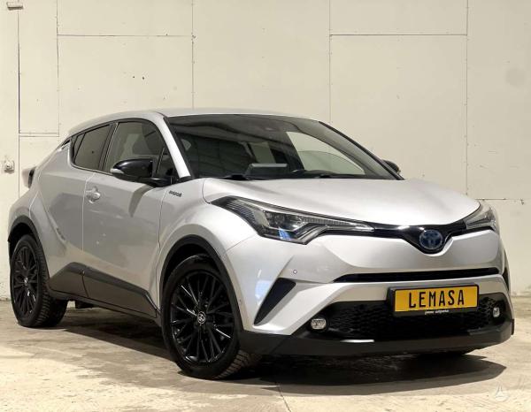 Grey Toyota C-HR 2017 in Klaipeda, with an engine capacity of 1.80 L and mileage of 208 thousand km for 14999 €, photo 5 on AUTOMOTO.COM.LV