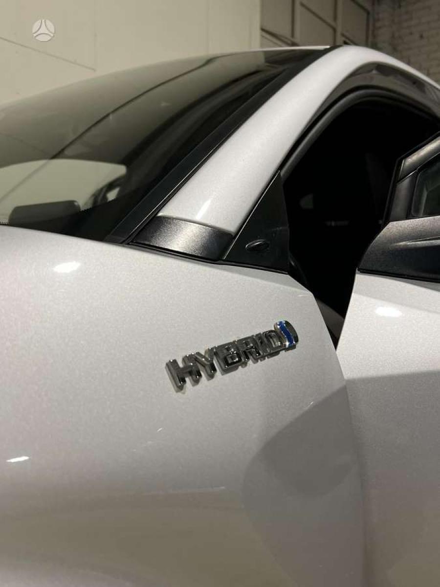 Pelēks Toyota C-HR 2017 Klaipėda, ar dzinēja tilpumu 1.80 L un nobraukumu 208 tūkst. km par 14999 €, foto 18 vietnē AUTOMOTO.COM.LV