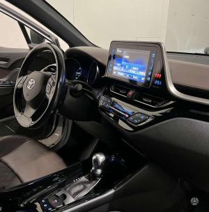 Pelēks Toyota C-HR 2017 Klaipėda, ar dzinēja tilpumu 1.80 L un nobraukumu 208 tūkst. km par 14999 €, foto 20 vietnē AUTOMOTO.COM.LV