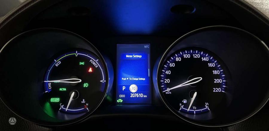 Pelēks Toyota C-HR 2017 Klaipėda, ar dzinēja tilpumu 1.80 L un nobraukumu 208 tūkst. km par 14999 €, foto 22 vietnē AUTOMOTO.COM.LV