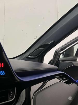 Pelēks Toyota C-HR 2017 Klaipėda, ar dzinēja tilpumu 1.80 L un nobraukumu 238 tūkst. km par 14999 €, foto 7 vietnē AUTOMOTO.COM.LV