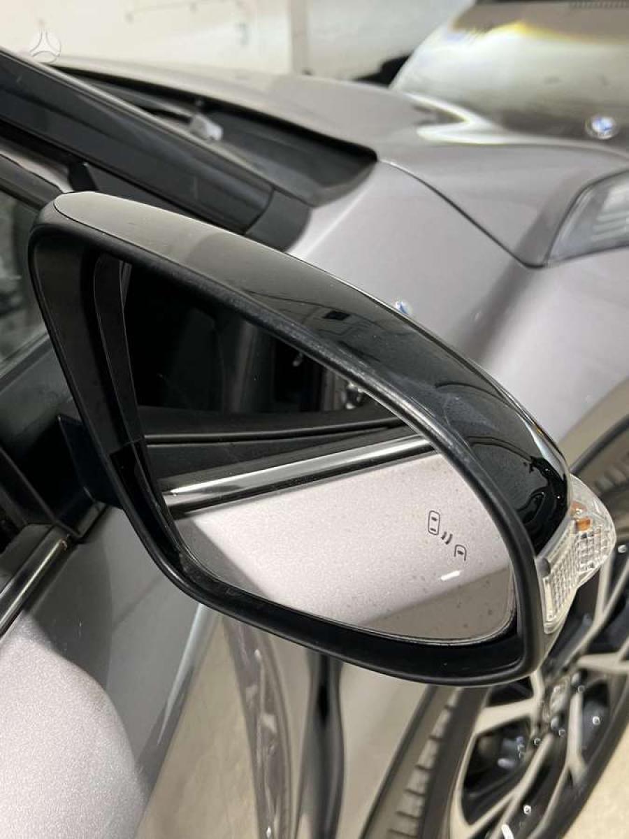Pelēks Toyota C-HR 2017 Klaipėda, ar dzinēja tilpumu 1.80 L un nobraukumu 238 tūkst. km par 14999 €, foto 13 vietnē AUTOMOTO.COM.LV