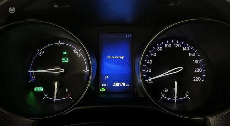 Pelēks Toyota C-HR 2017 Klaipėda, ar dzinēja tilpumu 1.80 L un nobraukumu 238 tūkst. km par 14999 €, foto 14 vietnē AUTOMOTO.COM.LV