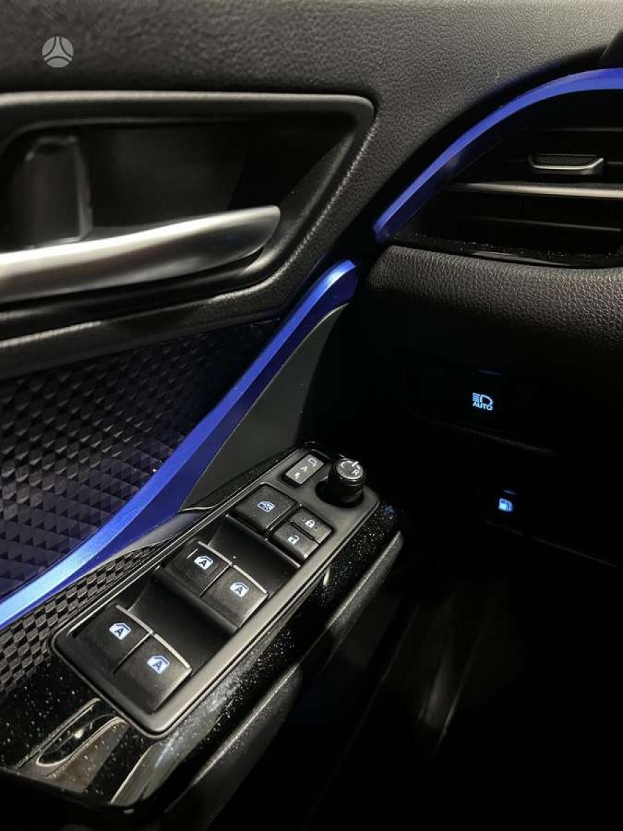 Pelēks Toyota C-HR 2017 Klaipėda, ar dzinēja tilpumu 1.80 L un nobraukumu 238 tūkst. km par 14999 €, foto 25 vietnē AUTOMOTO.COM.LV