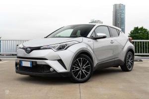 Серый Тойота C-HR 2017 в Вильнюс, объемом двигателя 1.80 л и пробегом 56 тыс. км за 17900 €, фото 4 на AUTOMOTO.COM.LV
