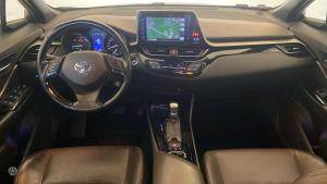 Серый Тойота C-HR 2017 в Каунас, объемом двигателя 1.80 л и пробегом 163 тыс. км за 15950 €, фото 6 на AUTOMOTO.COM.LV