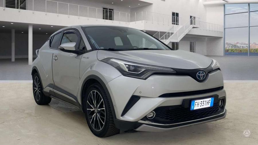 Серый Тойота C-HR 2017 в Каунас, объемом двигателя 1.80 л и пробегом 163 тыс. км за 15950 €, фото 3 на AUTOMOTO.COM.LV