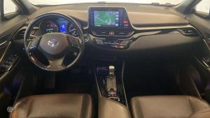 Серый Тойота C-HR 2017 в Каунас, объемом двигателя 1.80 л и пробегом 163 тыс. км за 15950 €, фото 6 на AUTOMOTO.COM.LV