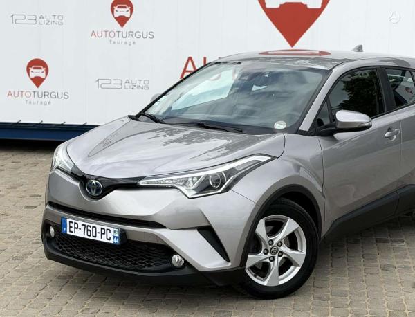 Grey Toyota C-HR 2017 in Taurage, with an engine capacity of 1.80 L and mileage of 269 thousand km for 11400 €, photo 2 on AUTOMOTO.COM.LV