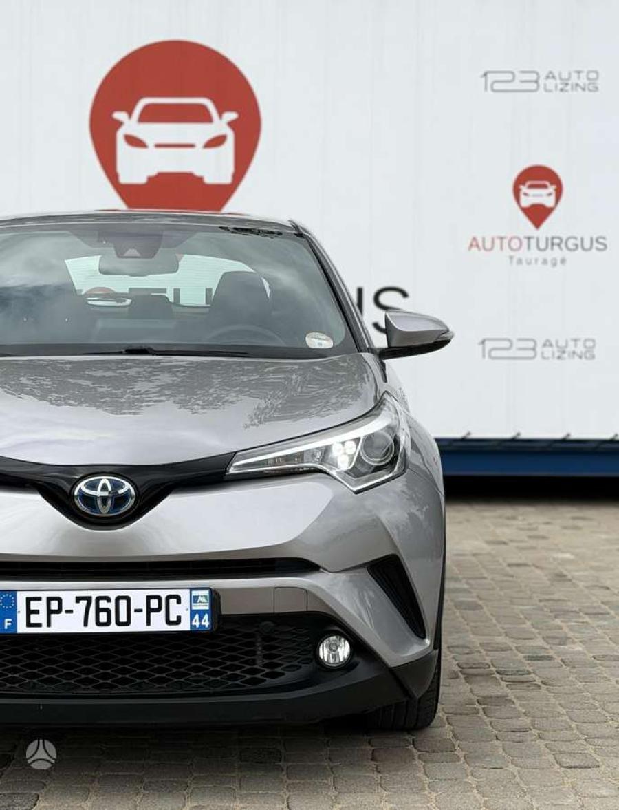 Серый Тойота C-HR 2017 в Таураге, объемом двигателя 1.80 л и пробегом 269 тыс. км за 11400 €, фото 7 на AUTOMOTO.COM.LV