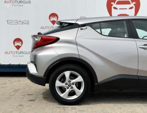 Серый Тойота C-HR 2017 в Таураге, объемом двигателя 1.80 л и пробегом 269 тыс. км за 11400 €, фото 15 на AUTOMOTO.COM.LV