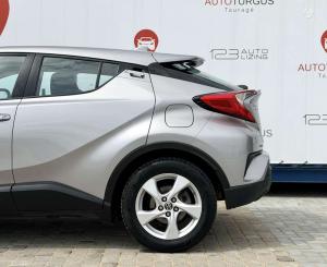Серый Тойота C-HR 2017 в Таураге, объемом двигателя 1.80 л и пробегом 269 тыс. км за 11400 €, фото 18 на AUTOMOTO.COM.LV