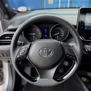 Серый Тойота C-HR 2017 в Таураге, объемом двигателя 1.80 л и пробегом 269 тыс. км за 11400 €, фото 44 на AUTOMOTO.COM.LV