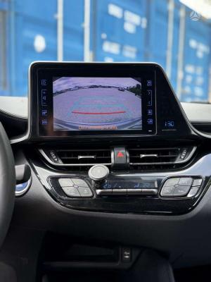 Серый Тойота C-HR 2017 в Таураге, объемом двигателя 1.80 л и пробегом 269 тыс. км за 11400 €, фото 46 на AUTOMOTO.COM.LV