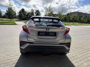 Pelēks Toyota C-HR 2017 Šauļi, ar dzinēja tilpumu 1.80 L un nobraukumu 250 tūkst. km par 12700 €, foto 7 vietnē AUTOMOTO.COM.LV