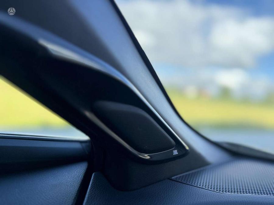 Pelēks Toyota C-HR 2017 Šauļi, ar dzinēja tilpumu 1.80 L un nobraukumu 250 tūkst. km par 12700 €, foto 17 vietnē AUTOMOTO.COM.LV